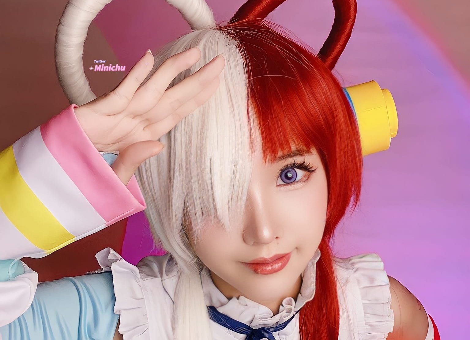 正妹 COSER「Minichu」化身《航海王》紅髮傑克之女「歌姬美音」 - Paradaily - 遊戲｜動漫｜3C科技